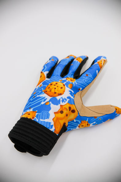 Milk & Cookie Gloves – Raymond Warner